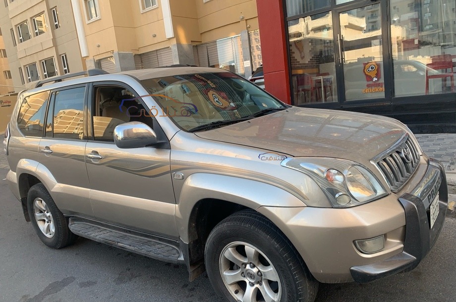 Prado Toyota 2004 Kuwait City Beige 6507105 - Car for sale : Hatla2ee