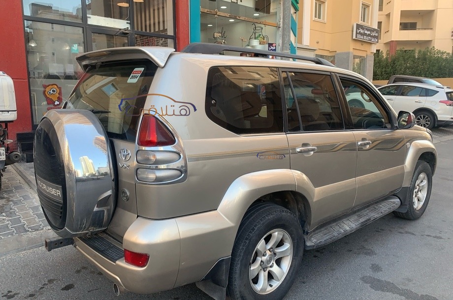 Prado Toyota 2004 Kuwait City Beige 6507105 - Car for sale : Hatla2ee