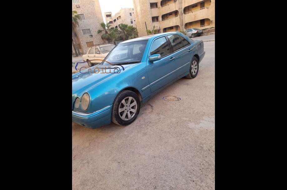 E 200 Mercedes 1998 Alexandria Cyan 6511707 - Car for sale : Hatla2ee
