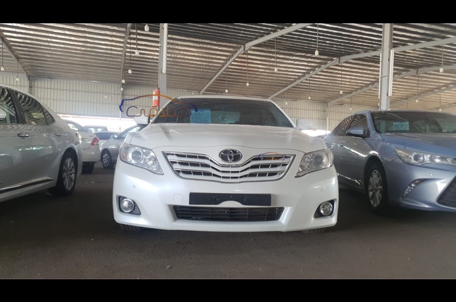 Camry Toyota 2011 Riyadh White 6518283 - Car for sale : Hatla2ee