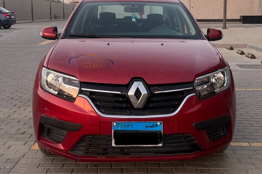 Logan Renault 2018 Cairo Red 6524035 - Car for sale : Hatla2ee