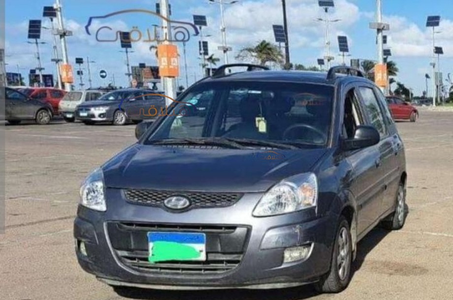 Matrix Hyundai 2010 Dakahlia Silver 6525400 - Car for sale : Hatla2ee