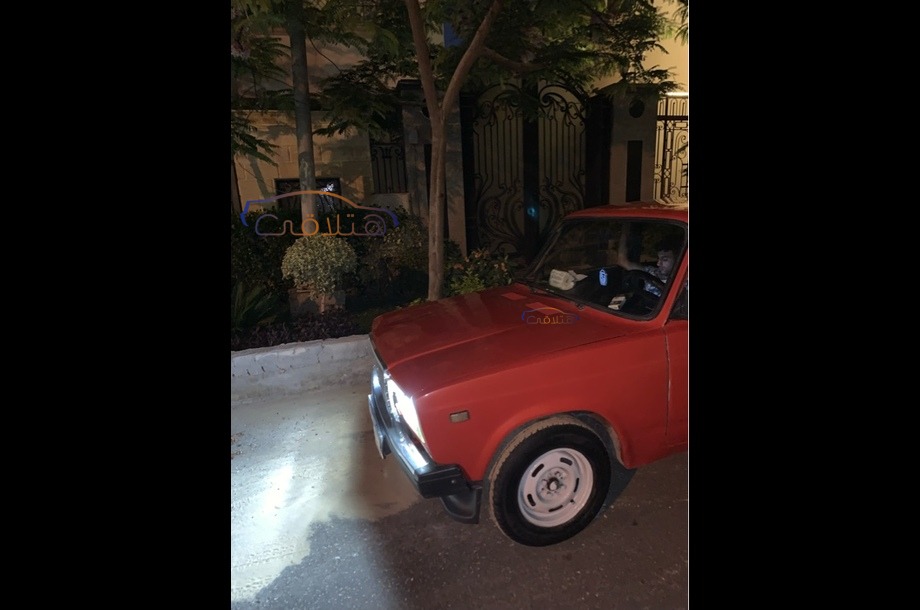 2107 Lada 1984 Al Shorouk Orange 6530378 - Car for sale : Hatla2ee