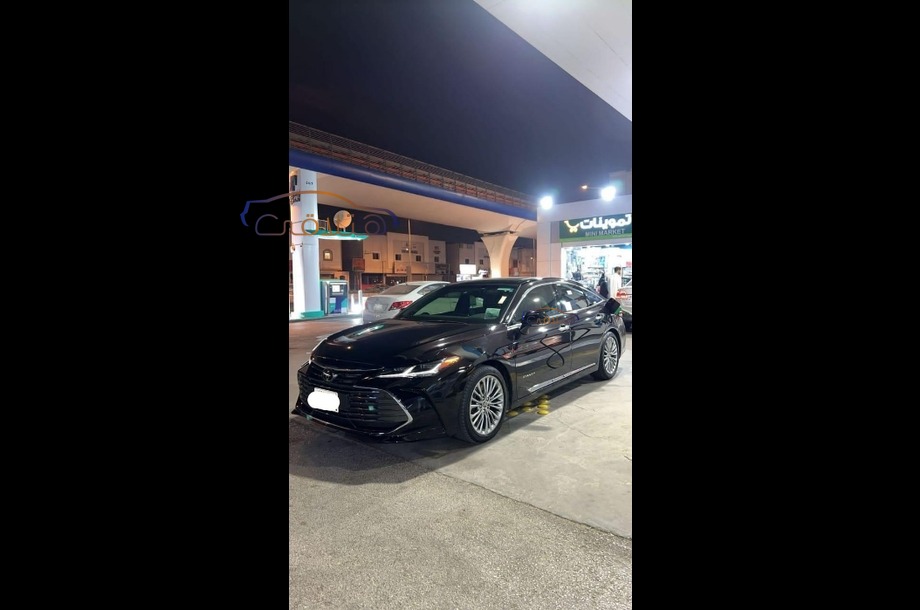 Avalon Toyota 2022 Jeddah Brown 6535365 - Car for sale : Hatla2ee