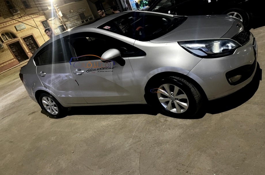 Rio Kia 2015 Rosetta Silver 6537423 - Car for sale : Hatla2ee