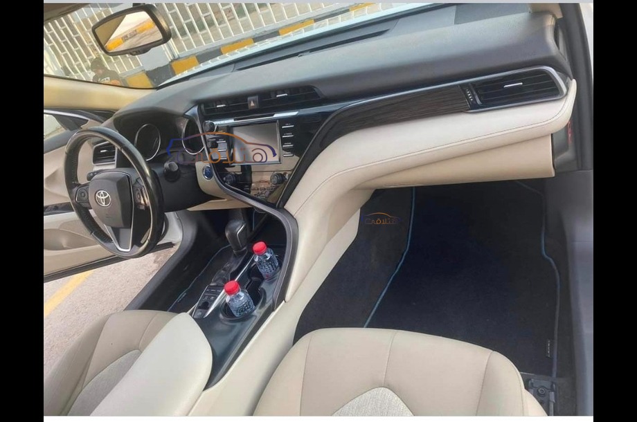 Camry Toyota 2019 Dhahran Silver 6538791 - Car for sale : Hatla2ee