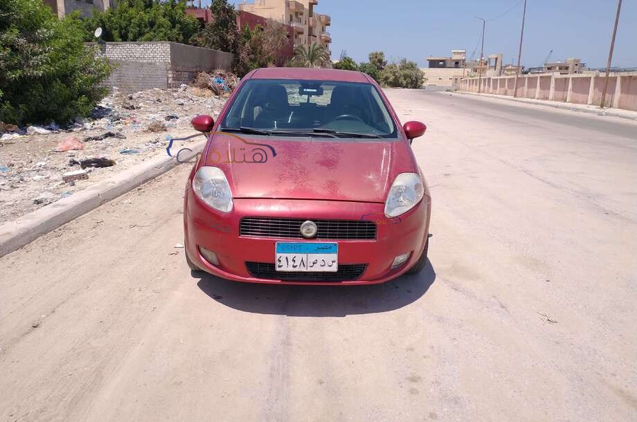 Punto Fiat Alexandria Dark red 6540725 - Car for sale : Hatla2ee