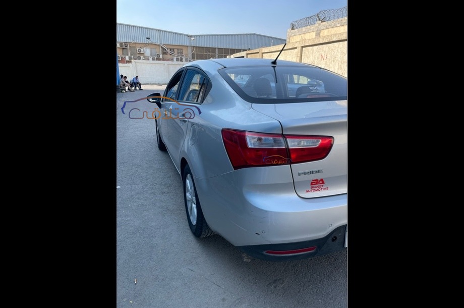 Rio Kia 2013 Sheraton Silver 6546294 - Car for sale : Hatla2ee
