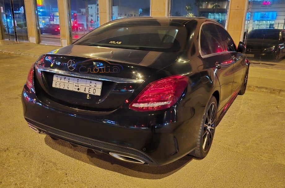 200 Mercedes 2018 Riyadh Black 6546572 - Car for sale : Hatla2ee