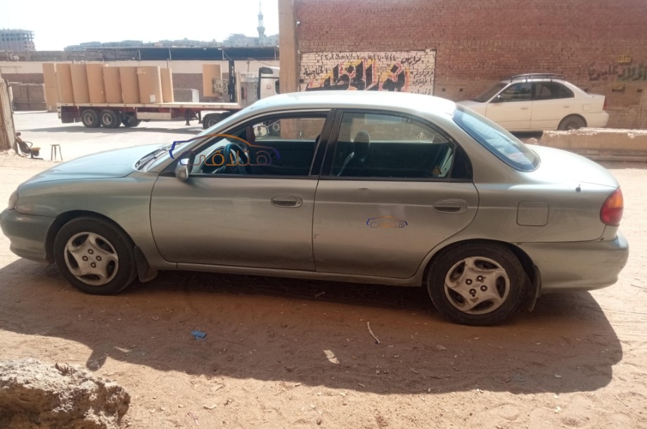 Sephia Kia 2000 Cairo Silver 6551372 - Car for sale : Hatla2ee