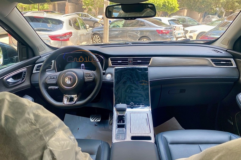 Rx5 MG 2024 Cairo Dark grey 6559001 - Car for sale : Hatla2ee