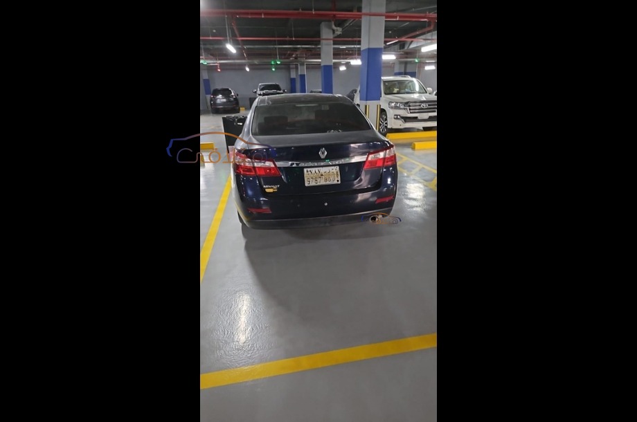 Safran Renault 2014 Riyadh Blue 6565172 - Car for sale : Hatla2ee