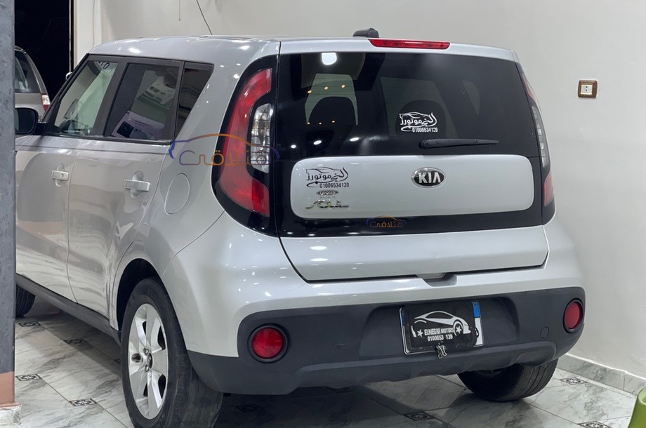 Soul Kia 2017 Dakahlia Silver 6572447 - Car for sale : Hatla2ee