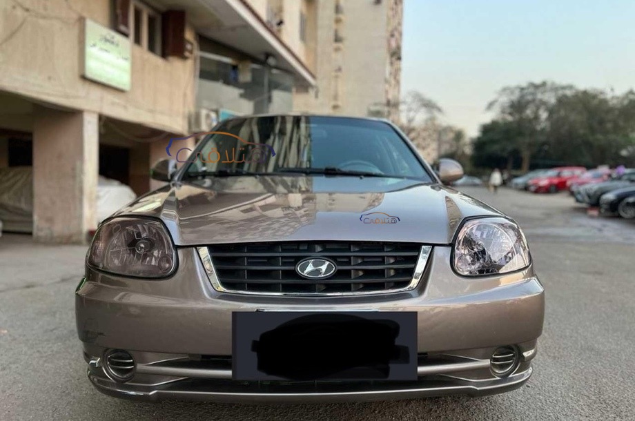 Verna Hyundai 2017 Cairo Bronze 6574790 - Car for sale : Hatla2ee