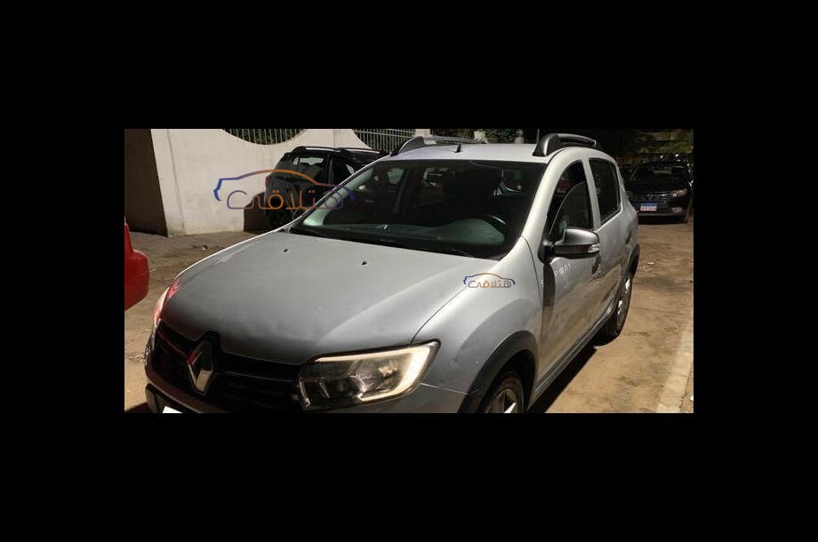 Sandero Step Way Renault 2018 Cairo Silver 6577526 - Car for sale ...