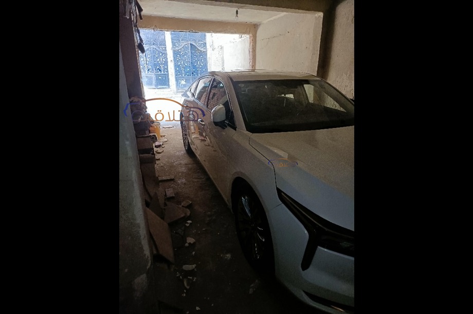 B70 Bestune 2022 Quesna White 6577556 - Car for sale : Hatla2ee