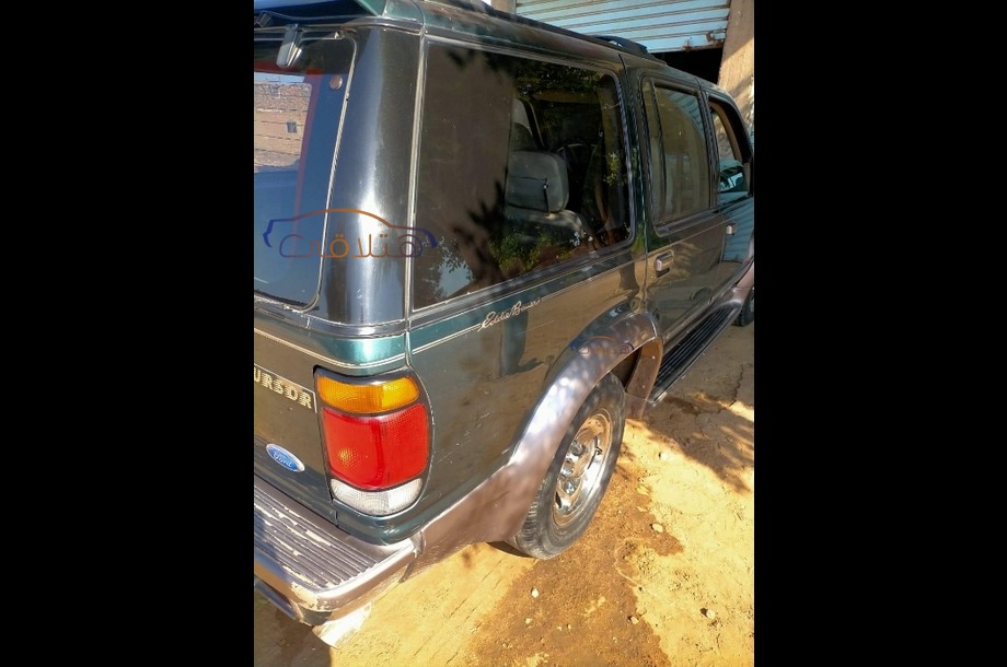 Explorer Ford 1998 Tala Dark green 6577607 - Car for sale : Hatla2ee