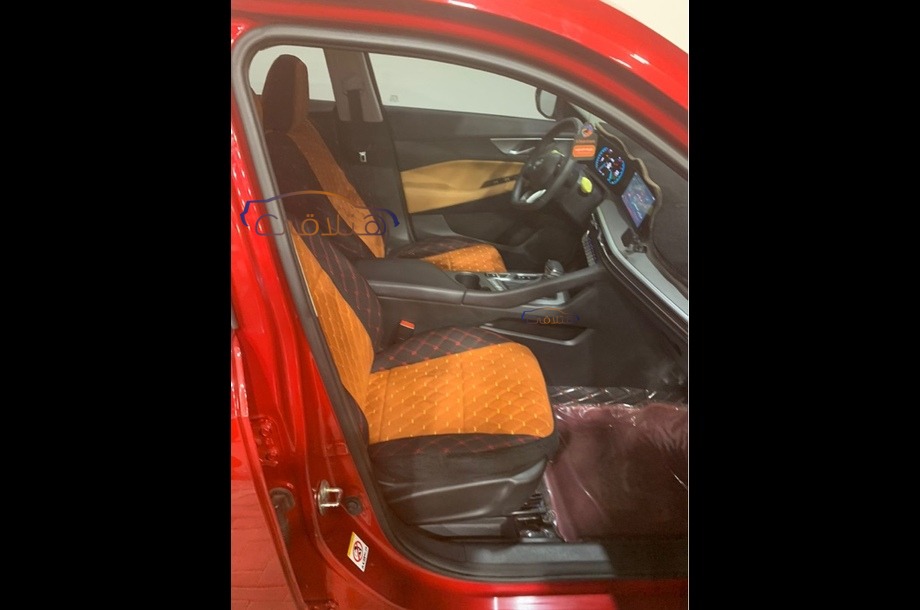 CS 35 Plus Changan 2023 Luxor Red 6581516 - Car for sale : Hatla2ee