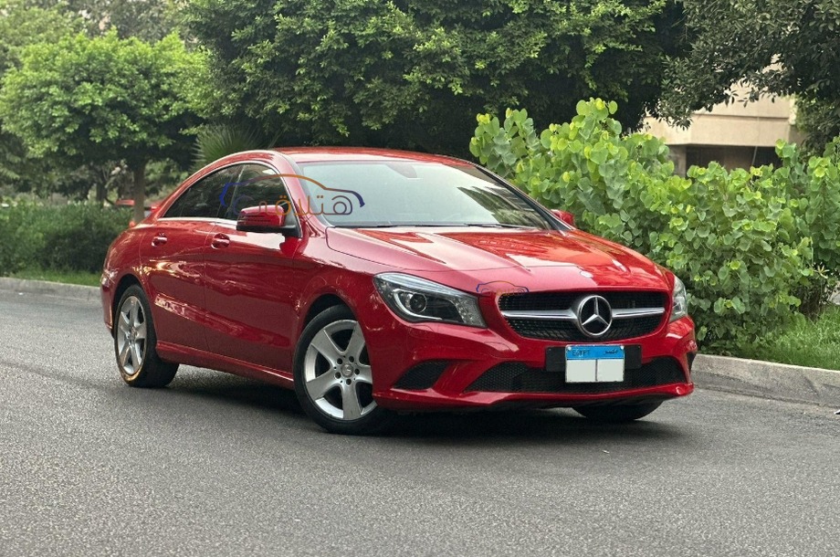 CLA 180 Mercedes 2016 Heliopolis Red 6583197 - Car for sale : Hatla2ee