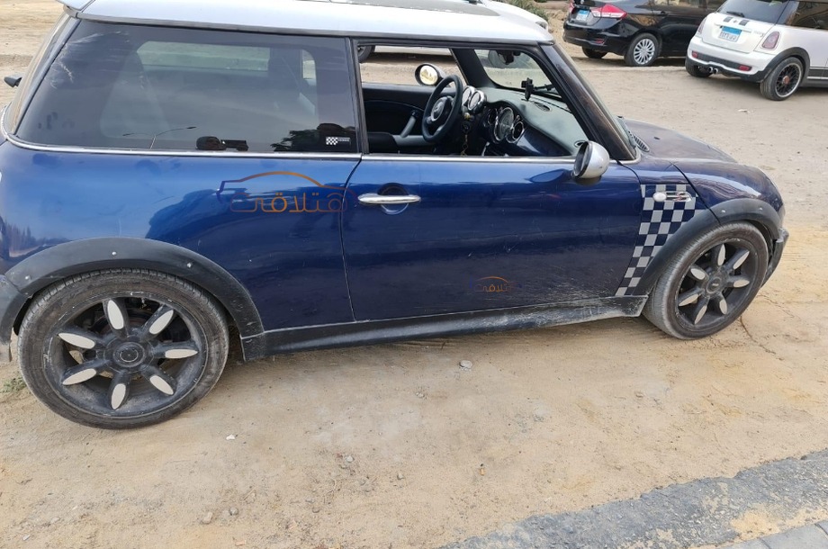 Mini Cooper S Mini 2007 Pyramids Gardens Dark blue 6583529 - Car for ...