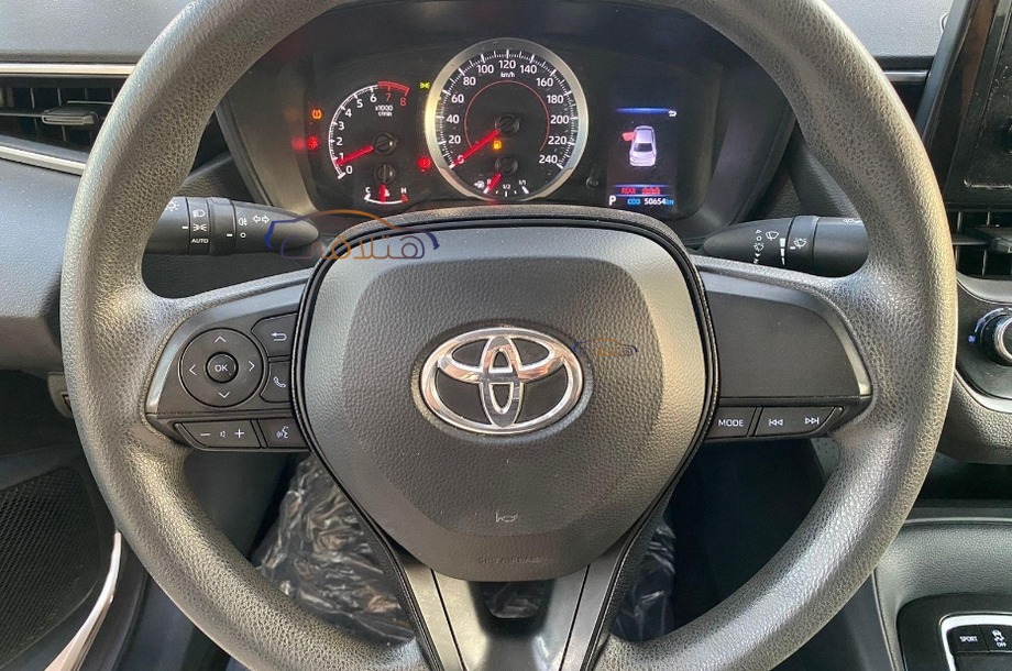 Corolla Toyota 2022 Helwan Champagne 6585383 - Car for sale : Hatla2ee