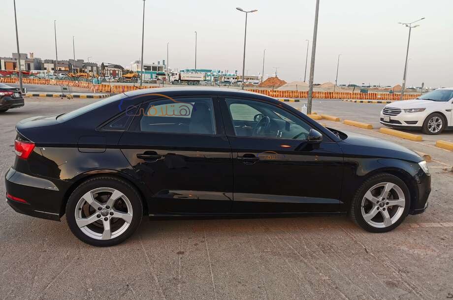 A3 Audi 2020 Riyadh Black 6586182 - Car for sale : Hatla2ee