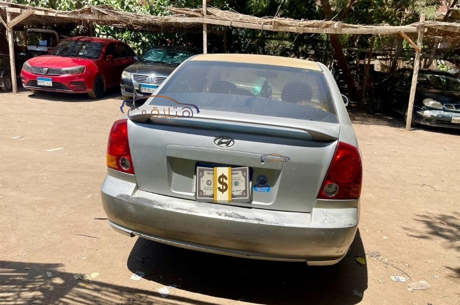 Verna Hyundai 2012 6 October Silver 6594008 - Car for sale : Hatla2ee