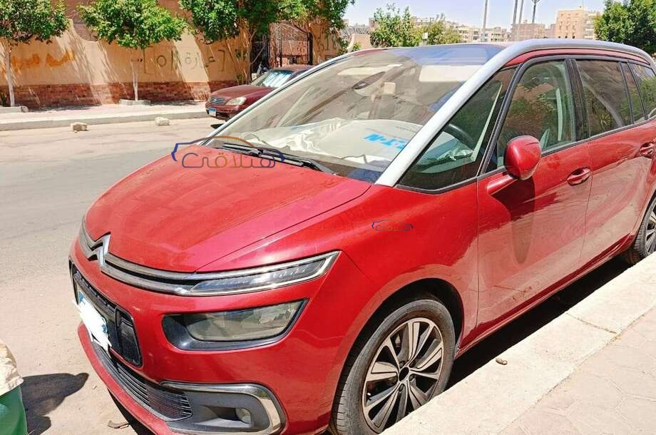 C4 Grand Picasso Citroën 2018 6 October Red 6594654 - Car for sale ...