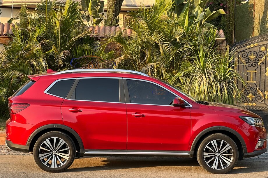 Rx5 MG 2021 Obour City Red 6599852 - Car for sale : Hatla2ee