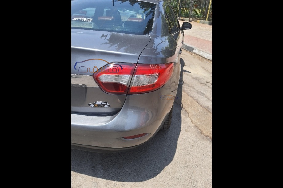 Fluence Renault 2016 Nasr city Silver 6599985 - Car for sale : Hatla2ee
