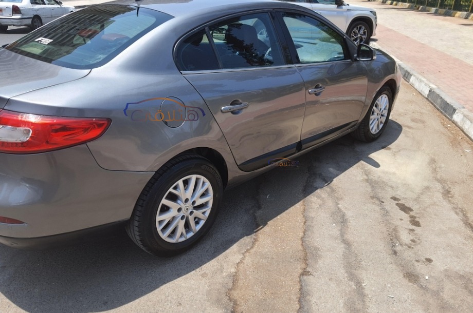Fluence Renault 2016 Nasr city Silver 6599985 - Car for sale : Hatla2ee