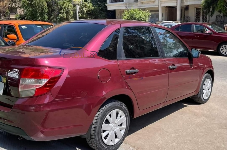 Granta Lada 2021 Cairo Dark red 6602352 - Car for sale : Hatla2ee
