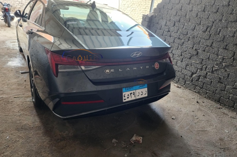 Elantra CN7 Hyundai 2024 Sharqia Gray 6603285 - Car for sale : Hatla2ee