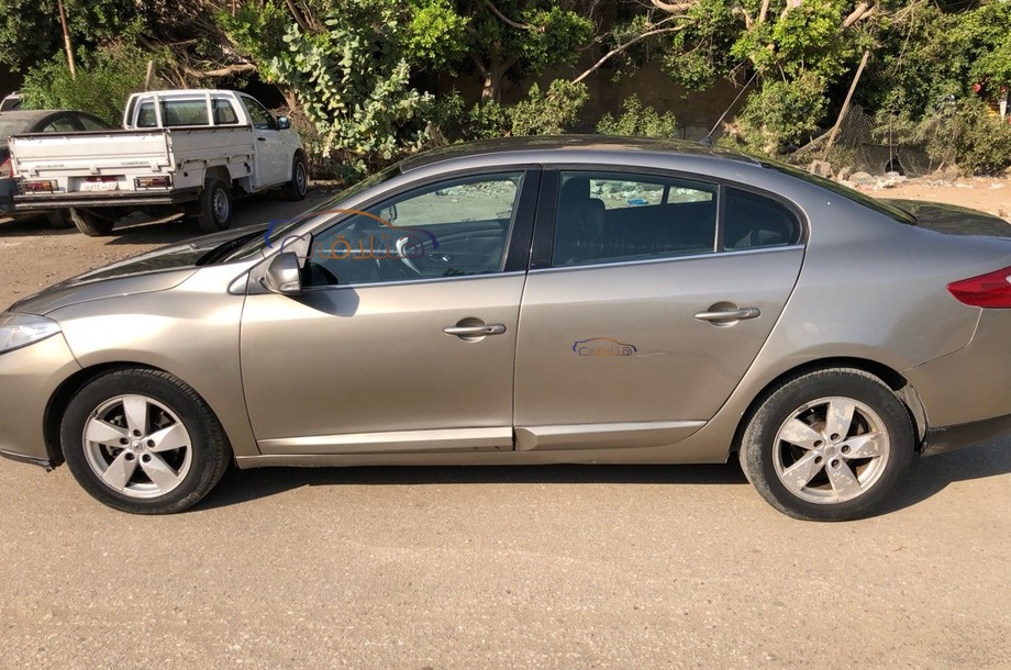 Fluence Renault 2013 Nasr city Bronze 6614645 - Car for sale : Hatla2ee