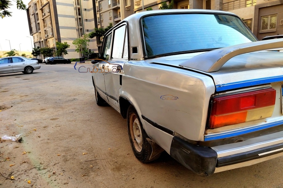 2107 Lada 2009 Tagamo3 - New Cairo Silver 6615834 - Car for sale : Hatla2ee