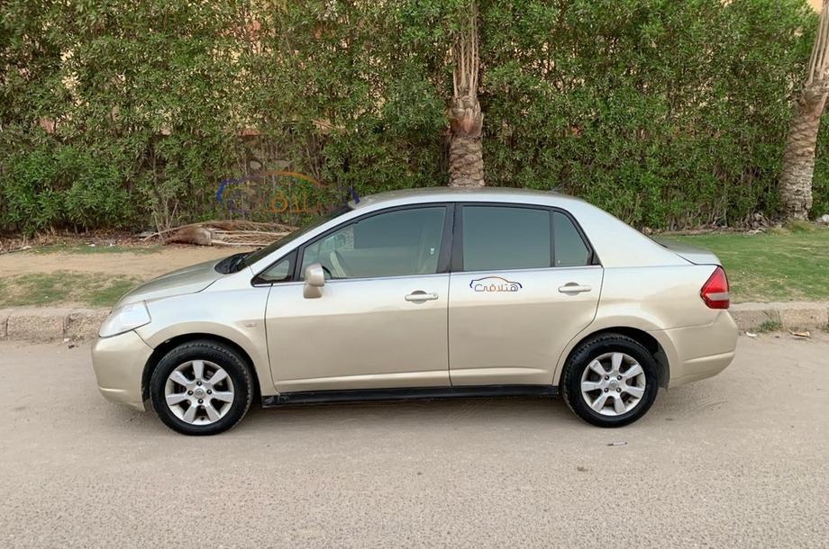 Tiida Nissan 2007 6 October Gold 6617135 - Car for sale : Hatla2ee