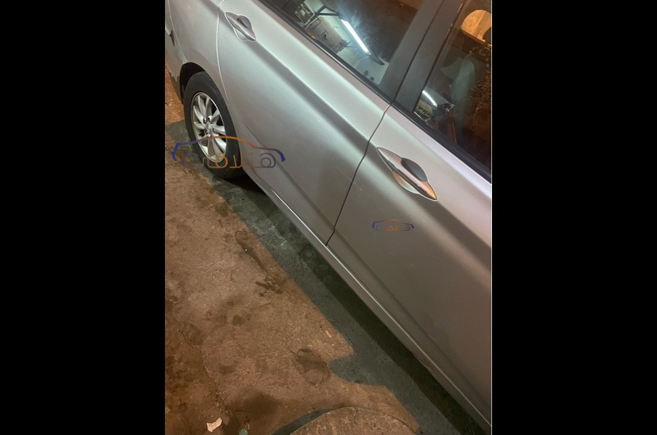 V7 Changan 2017 Alexandria Silver 6621899 - Car for sale : Hatla2ee