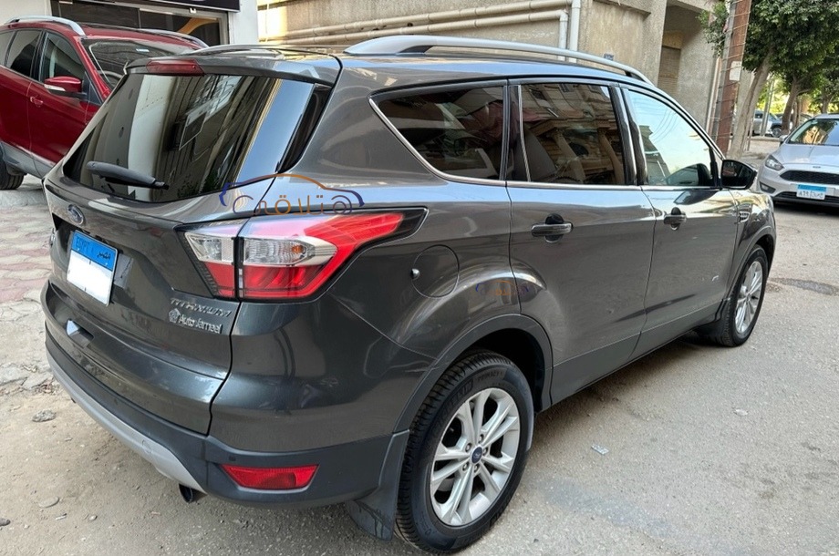 Kuga Ford 2019 Sheraton Silver 6632357 - Car for sale : Hatla2ee