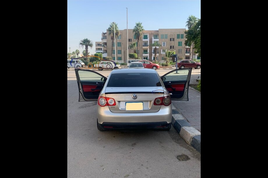 Jetta Volkswagen 2007 Cairo Gold 6633730 - Car for sale : Hatla2ee