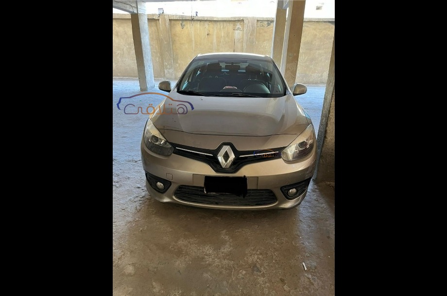 Fluence Renault 2015 Giza Silver 6634244 - Car for sale : Hatla2ee