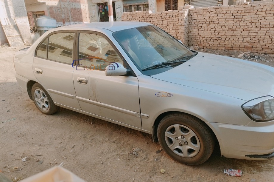 Verna Hyundai 2005 Sharqia Silver 6636809 - Car for sale : Hatla2ee