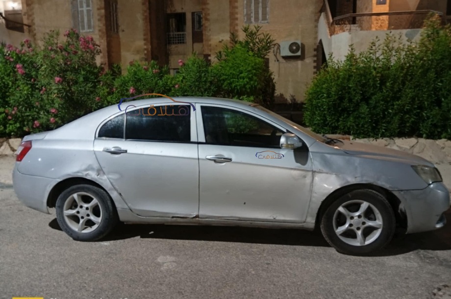 Emgrand 7 Geely 2015 Alexandria Silver 6643205 - Car for sale : Hatla2ee