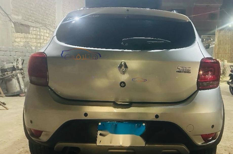 Sandero Step Way Renault 2020 Asyut Silver 6644371 - Car for sale ...