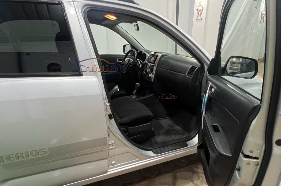 Grand terios Daihatsu 2008 Mit Ghamr Silver 6646439 - Car for sale ...