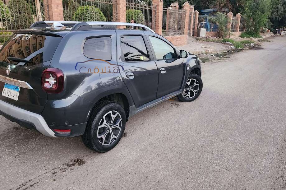 Duster Renault 2020 Cairo Dark grey 6648059 - Car for sale : Hatla2ee