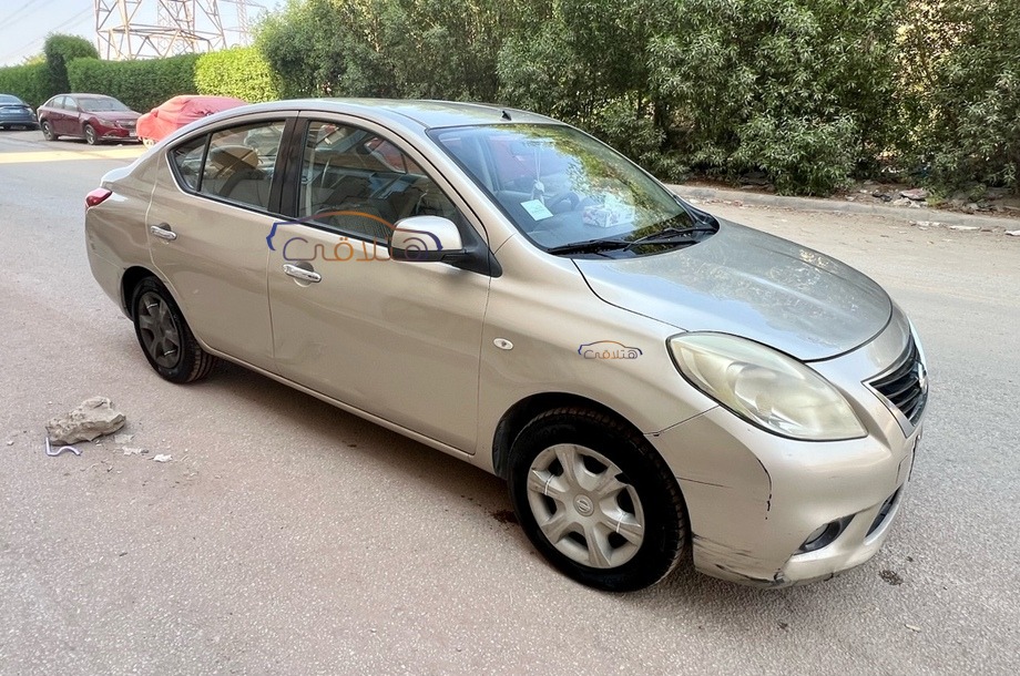 Sunny Nissan 2014 Pyramids Gardens Gold 6649469 - Car for sale : Hatla2ee
