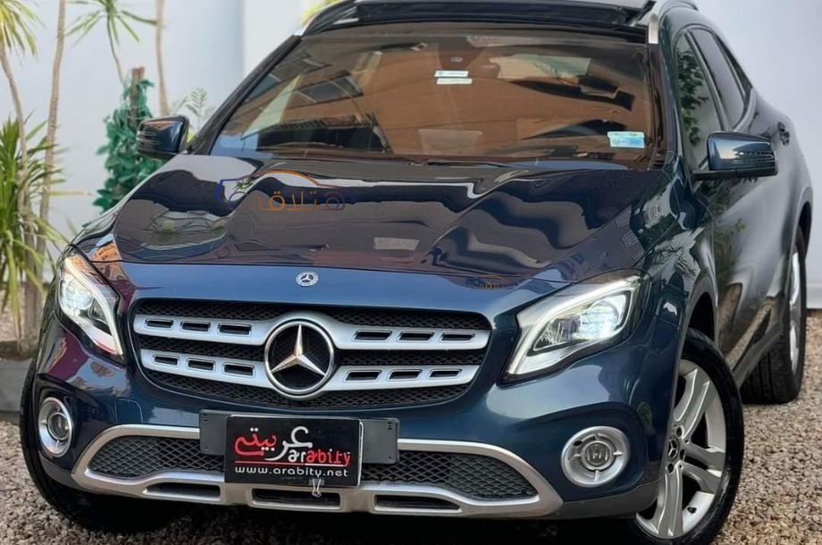 GLA Mercedes 2019 Heliopolis Dark blue 6652840 - Car for sale : Hatla2ee