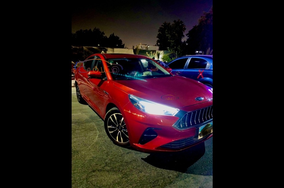 J7 Jac 2022 Cairo Red 6653024 - Car for sale : Hatla2ee