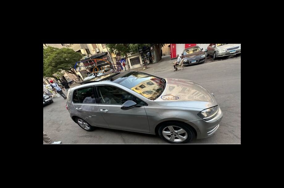 Golf 7 Volkswagen 2014 Heliopolis Silver 6656030 - Car for sale : Hatla2ee
