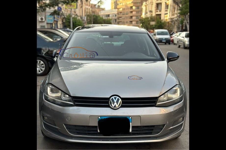 Golf 7 Volkswagen 2014 Heliopolis Silver 6656030 - Car for sale : Hatla2ee